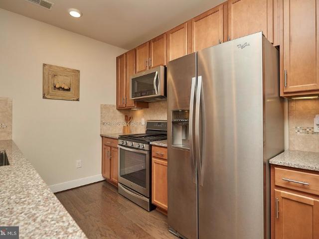 2905 Bleeker Street # 4 406