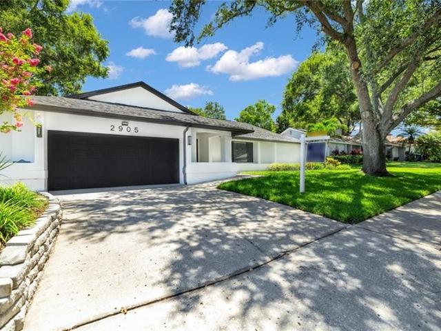 2905 Bluffs Dr, Largo, FL 33770