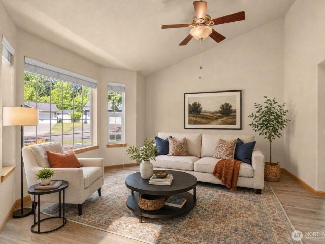 2905 Campus Prairie Loop NE