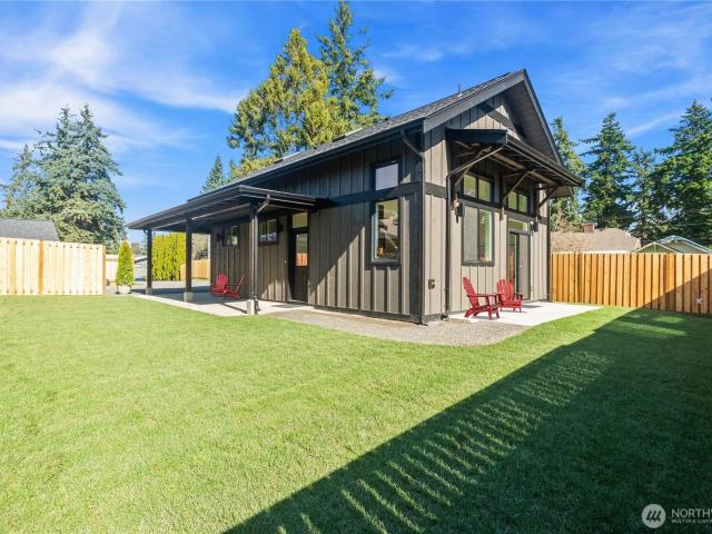 2905 Cedarwood Ave, Bellingham, WA