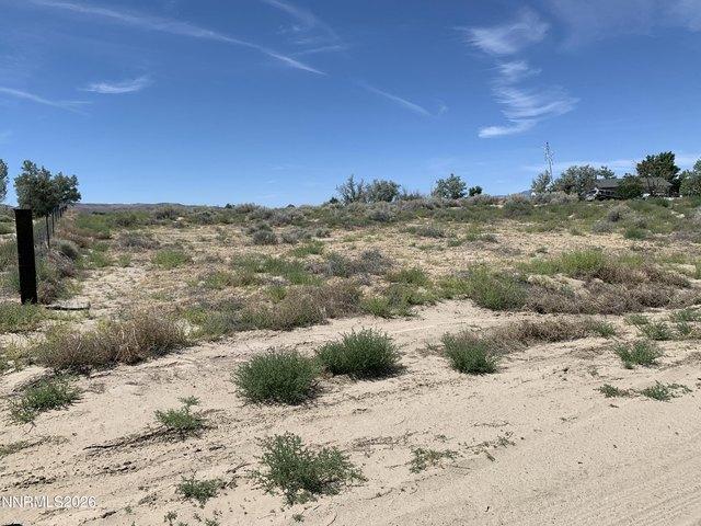 2905 E 8th St, Silver Springs, NV 89429