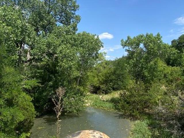 2905 Frontier Trl, Granbury, TX 76048