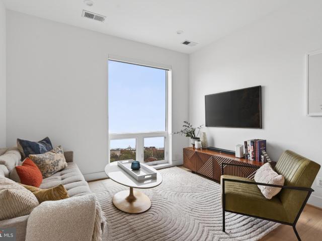 2905 Georgia Ave NW, Unit PH404, Washington, DC 20001 | MLS #DCDC2253 | Compass