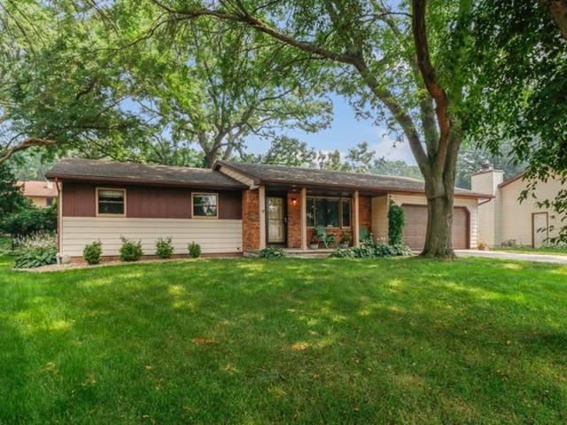 2905 Greenway Trl, Madison, WI 53719