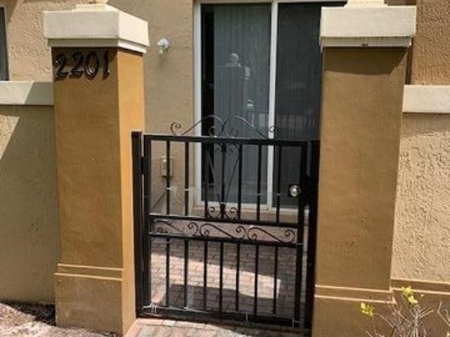 2905 Hidden Hills Rd Apt 2201, West Palm Beach, FL 33411