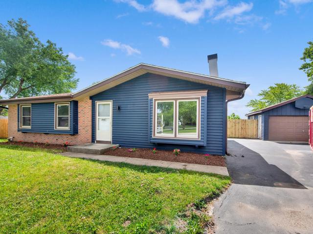 2905 Lake Vista Ct