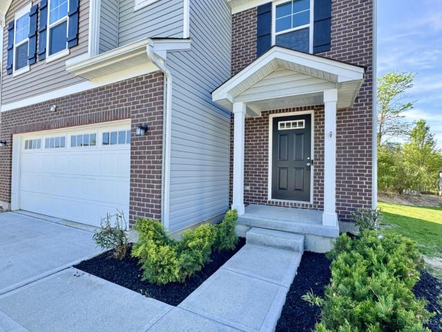 2905 Pine Leaf Court