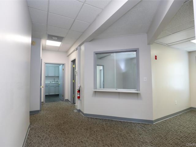 2905 Route 9W 2