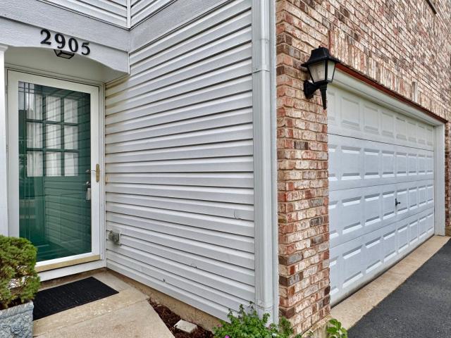2905 stonewater drive # 2905