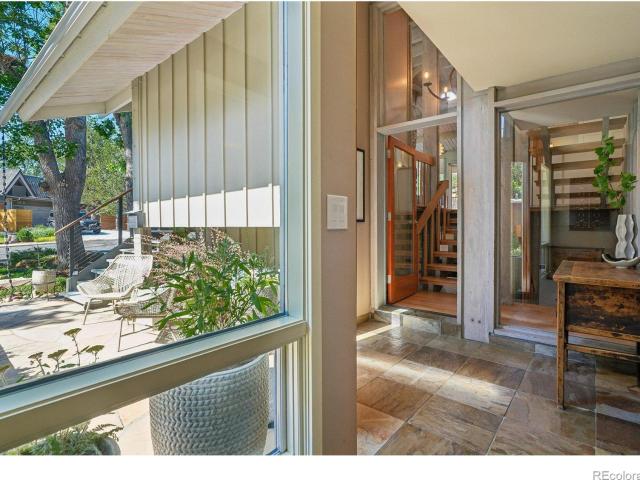 2905 Vassar Drive