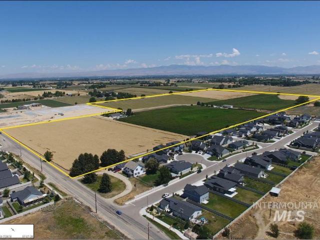 2905 W Berryman Lane