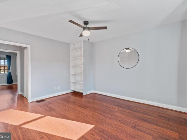 2905 Yorkway