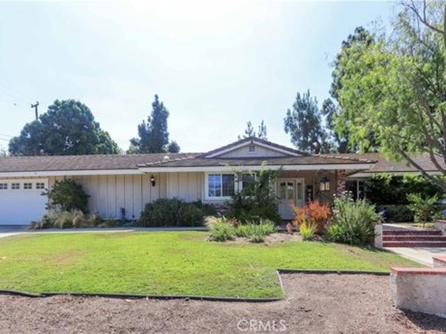 2906 Madonna Dr, Fullerton, CA 92835