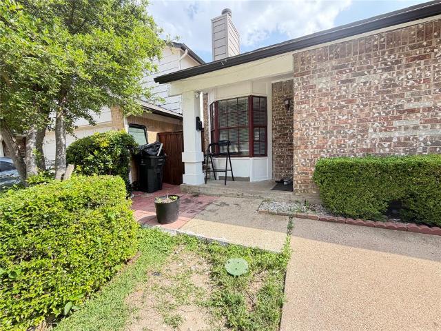 2906 Nova Drive