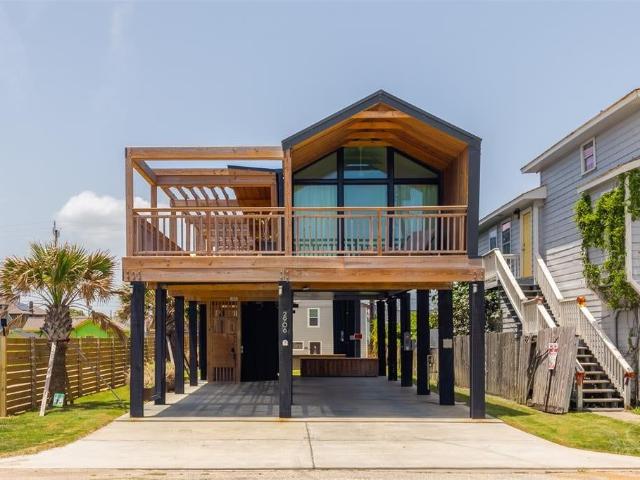 2906 Avenue R 1/2, Galveston, TX
