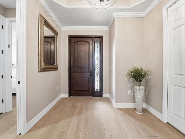 2906 Aviamar Circle, Naples, US, FL