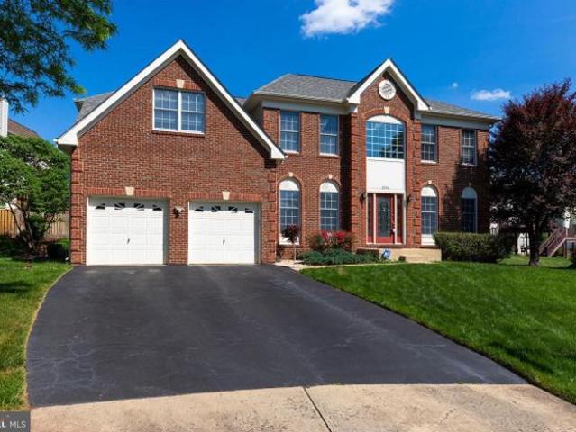 2906 Blue Holly Ln, Herndon, VA 20171