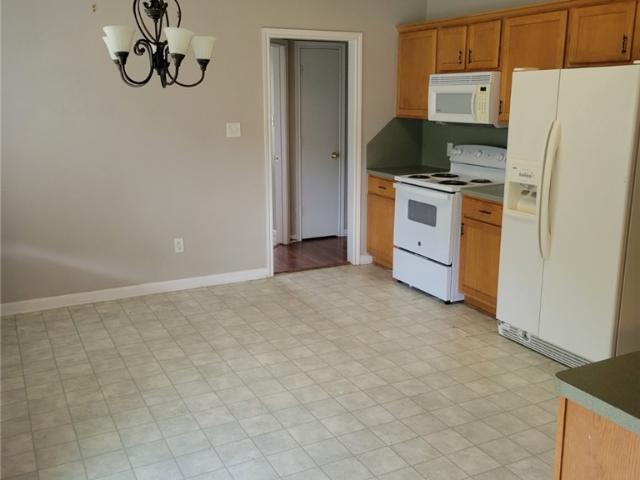 2906 Elise Lane