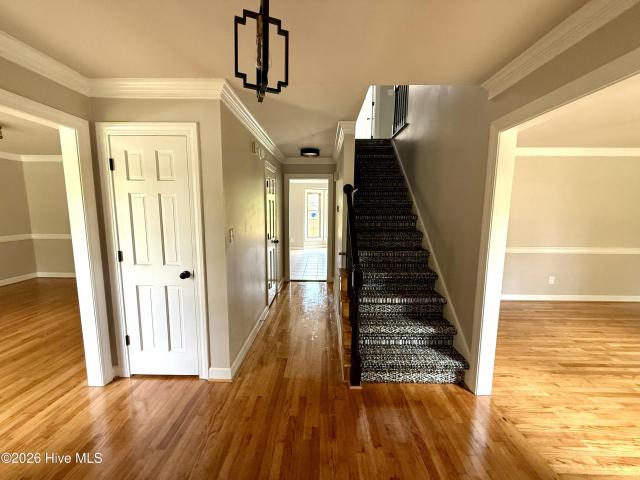 2906 Hunters Run