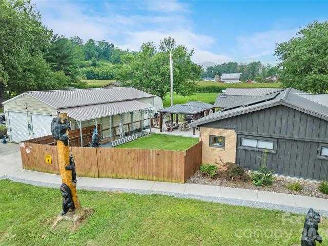 2906 Jonathan Creek Road