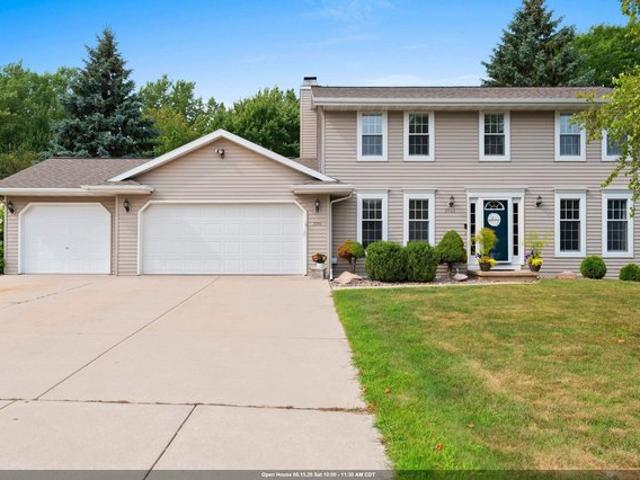 2906 Sunray Ln, Green Bay, WI 54313