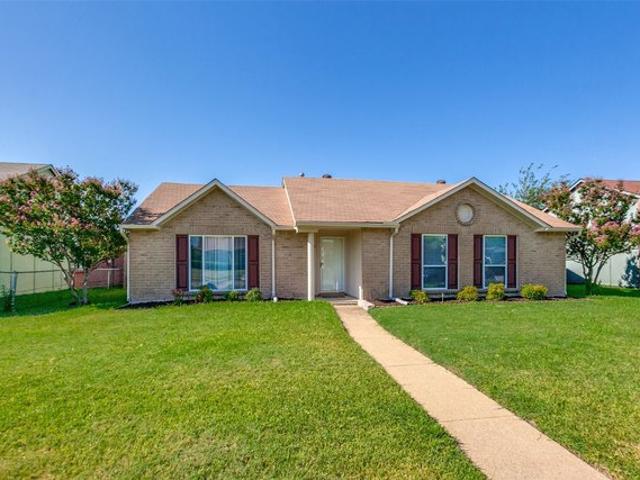 2906 Western Dr, Garland, TX 75042