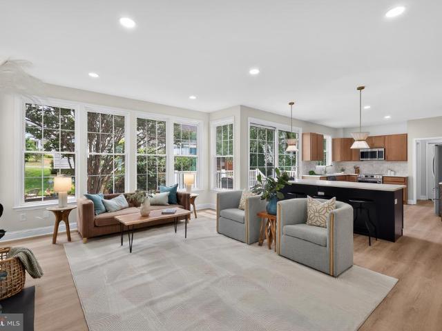 2907 Middle Bridge Court