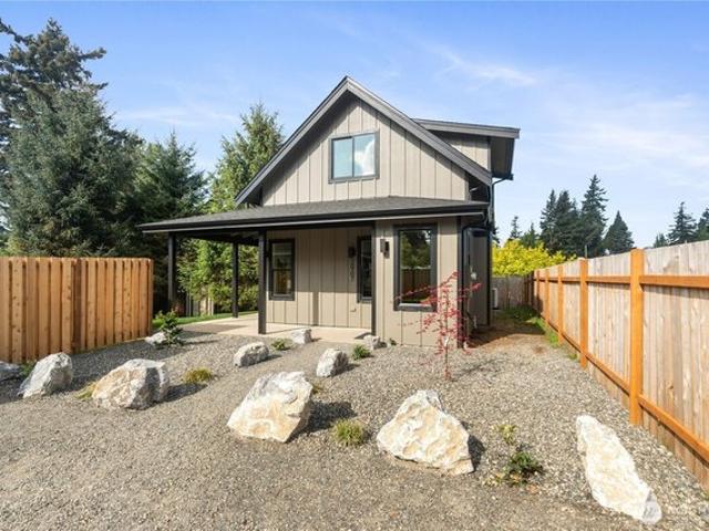 2907 Cedarwood Ave, Bellingham, WA 98225