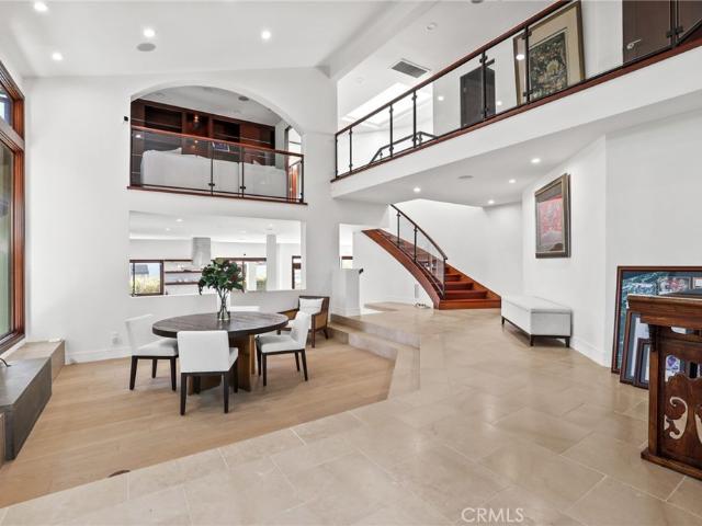 2907 Cliff Drive