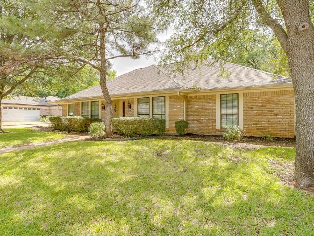 2907 Creekwood Drive