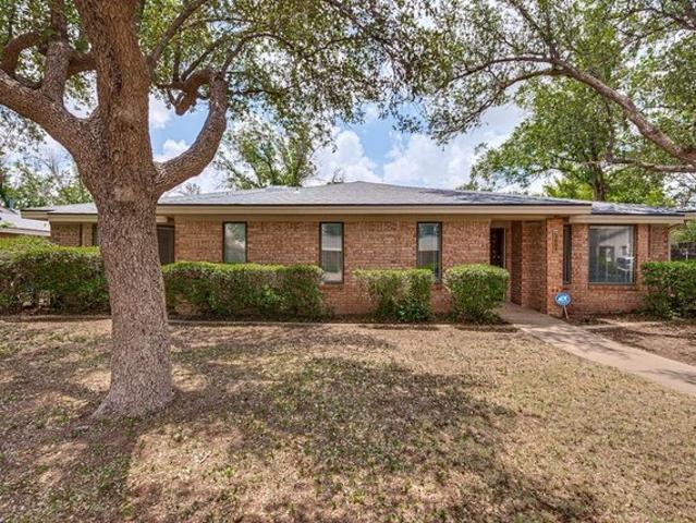 2907 Emerson Pl, Midland, TX 79705