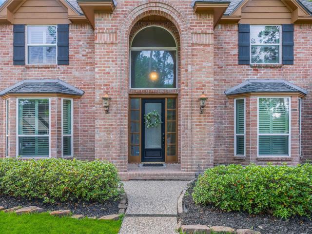 2907 Forest Garden Drive