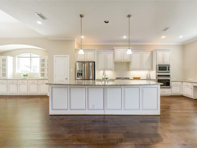 2907 Jadestone Lane