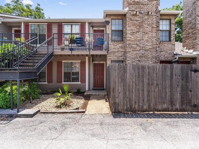 2907 Pearl St Apt 102, Austin, TX 78705
