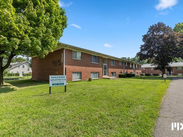 2907 S Burdick St, Kalamazoo, MI 49001