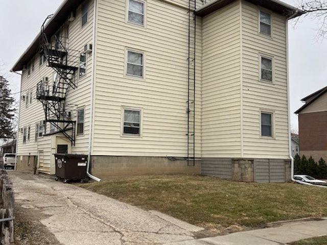 2907/ West/Campus Street