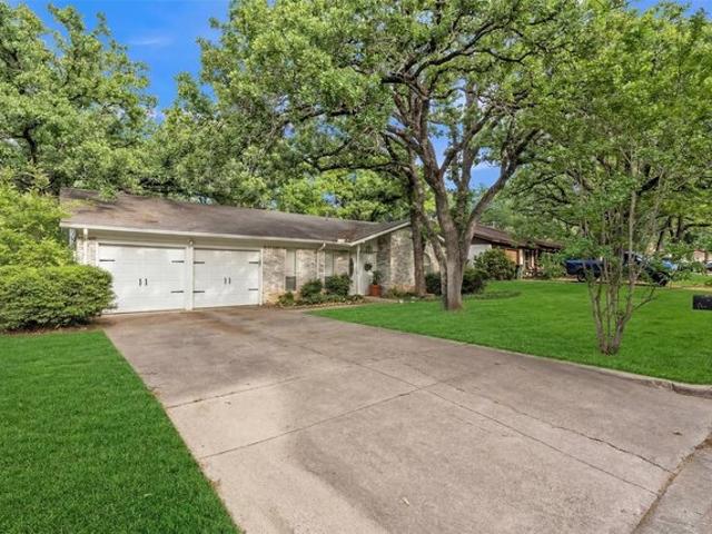 2908 Nancy Cir, Arlington, TX 76013
