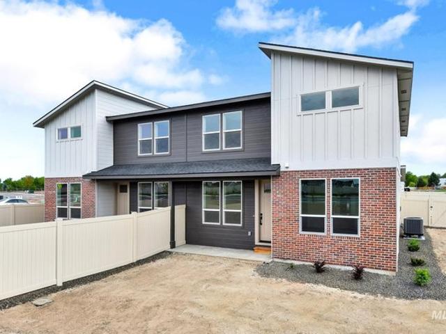 2908 Dale Ln, Caldwell, ID 83605
