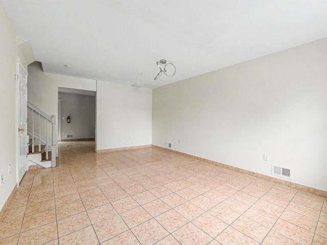 2908 Falcon Ct