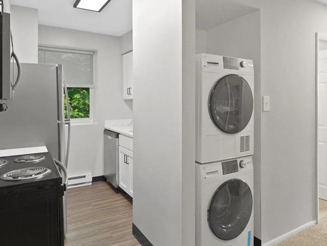 2908 Fernor St, Allentown, PA 18103