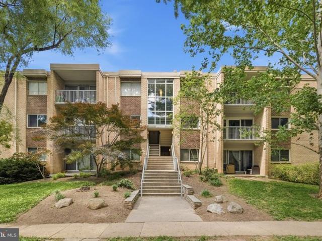 2908 Kings Chapel Rd Unit 03/10, Falls Church, VA 22042