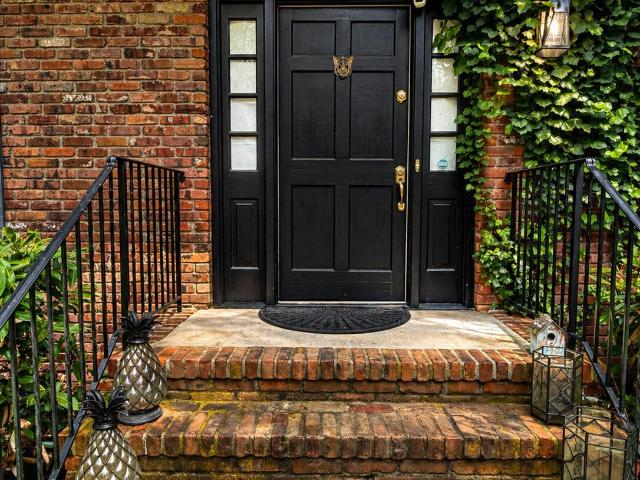 2908 Logan Road