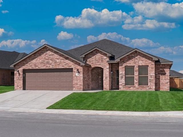 2908 Sunflower Ave, Wolfforth, TX 79382