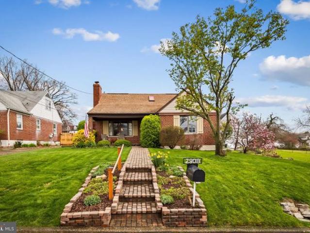 2908 Scherer Ave, Parkville, MD 21234