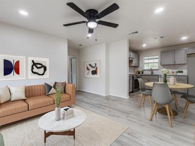 2908 Scottsbluff Dr, Dallas, TX 75228