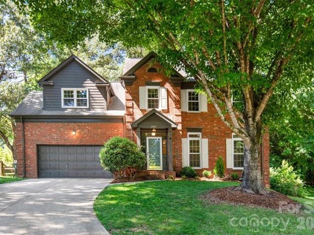 2908 Seton Dr, Matthews, NC 28105