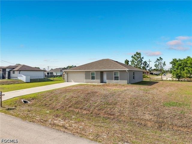 2908 24th St SW, Lehigh Acres, FL 33976