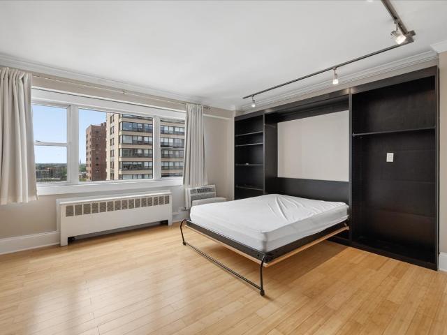 2909 N Sheridan Road # 1201