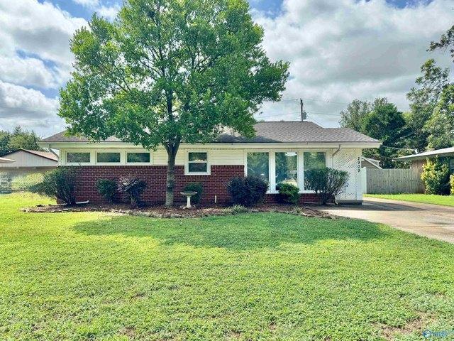 2909 Azalea Rd SW, Huntsville, AL 35805