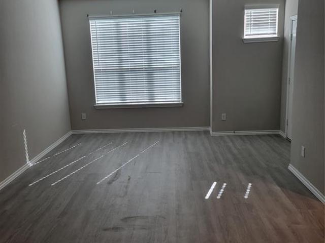 2909 Bluets Drive